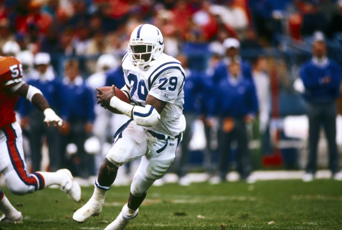Eric Dickerson’s Halloween Game For The Colts in 1988 Was A N...