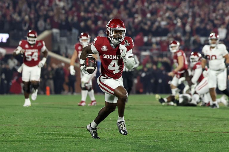 Colts Round 7 Recap: Oklahoma Wide Receiver Deion Burks